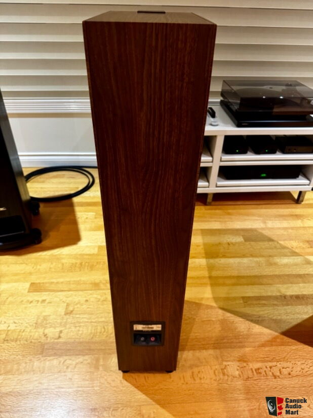 Focal Chorus 726
