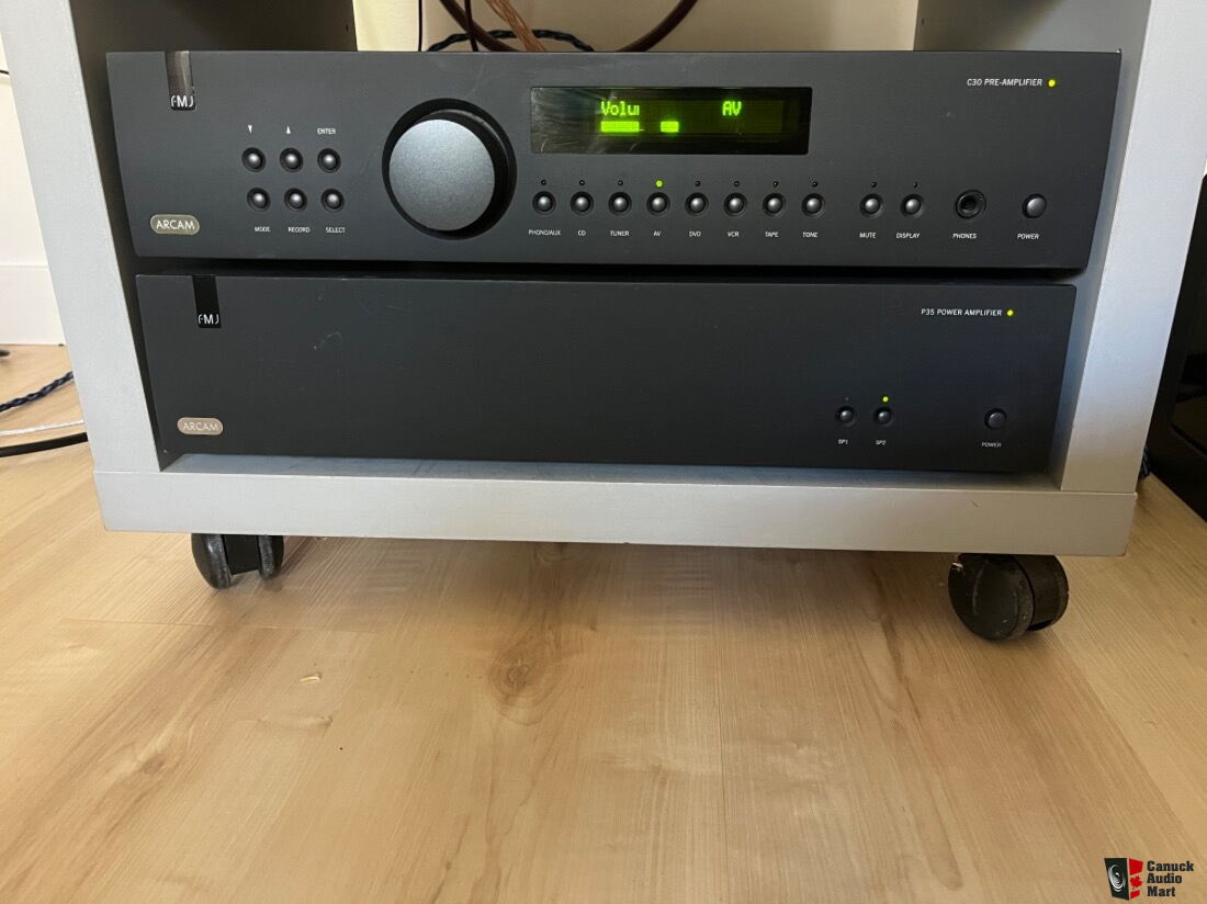 Arcam Power Amplifier and Preamplifier FMJ C30 and P35