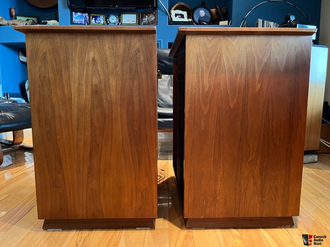Altec Lansing Iconic loudspeakers Valencia 846A Photo #5316551 - Canuck ...