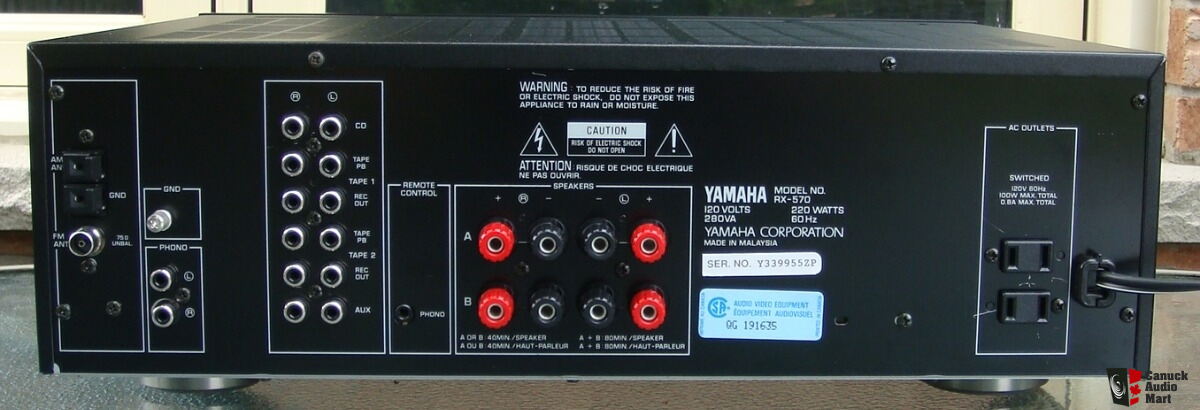 Yamaha RX-570 AM/ FM Stereo Receiver + Remote + Box + Manual + More ...