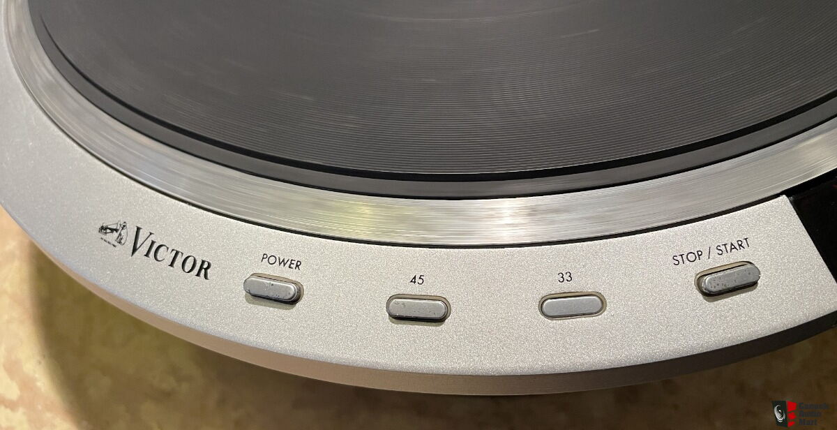 Victor TT-81 Turntable Quartz Locked Direct Drive Record Player Photo ...