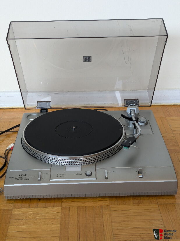 AKAI AP-D30 direct drive auto-return turntable Photo #5321972 - Canuck ...