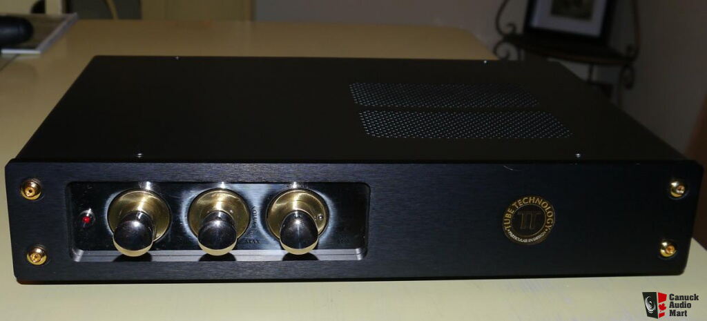 Tube Technology Seer-L preamp, Made in UK Photo #532442 - Canuck Audio Mart