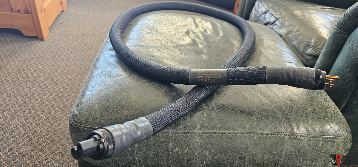 Zcable Cyclone reference power cable, 2 meters. Free shipping in Canada ...