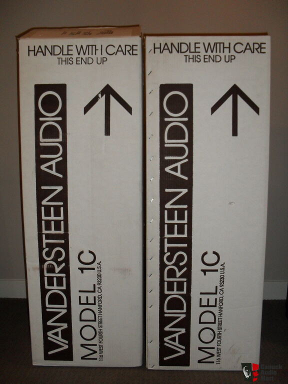 VANDERSTEEN 1C SPEAKERS ***MINT Photo #533598 - Canuck Audio Mart