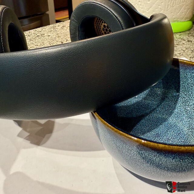 Focal Celestee Closed hi-fi headphones Photo #5339977 - Canuck Audio Mart