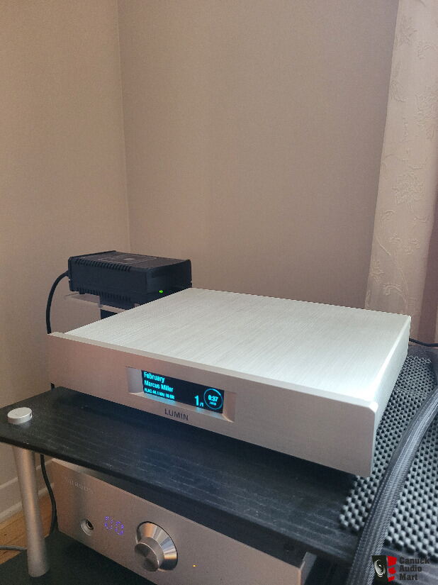 Streamer Lumin U1 mini silver with sBooster For Sale - Canuck Audio Mart