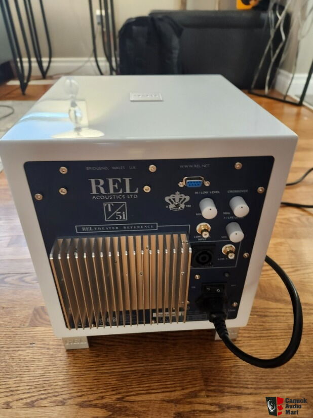 REL T5i White