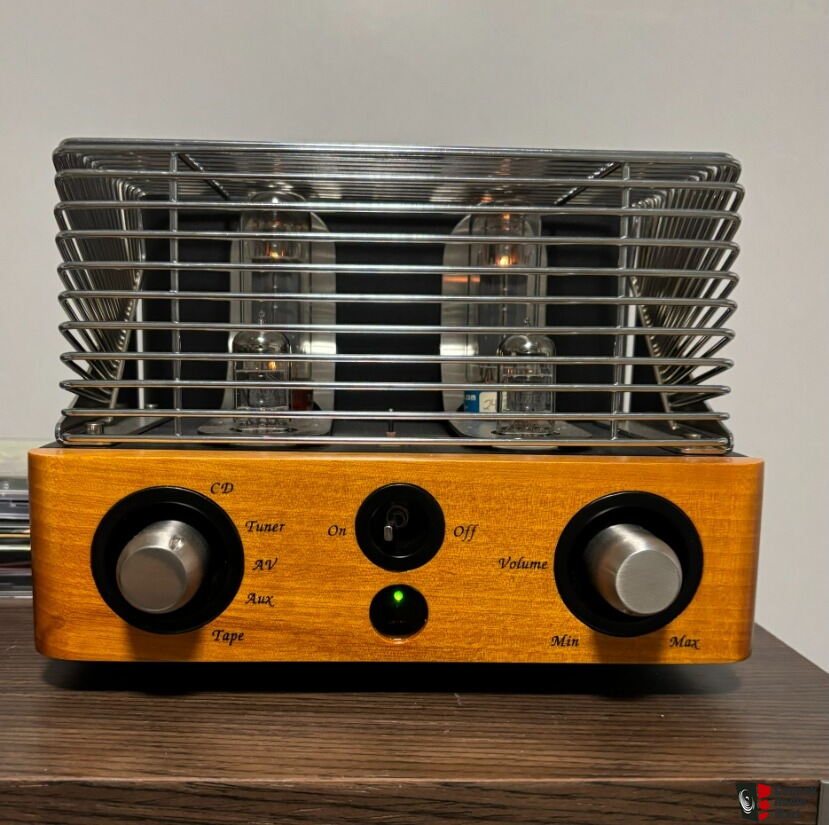 Unison Research Simply Italy Integrated Amplifier Photo #5356894 ...