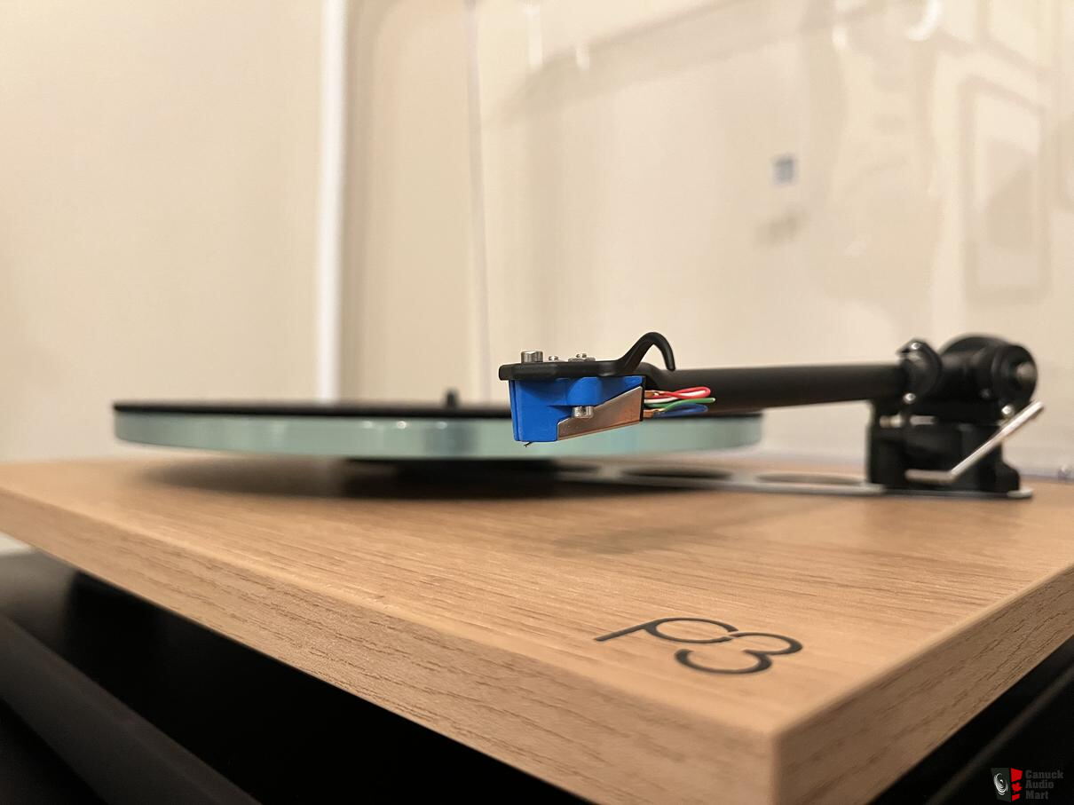 Rega P3 - Elys 2 - Oak