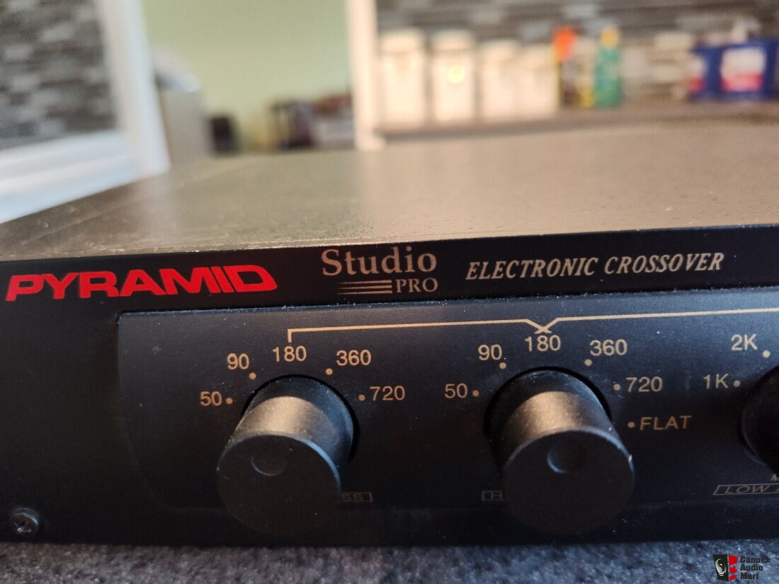 Pyramid Three way electronic crossover Photo #5364792 - UK Audio Mart