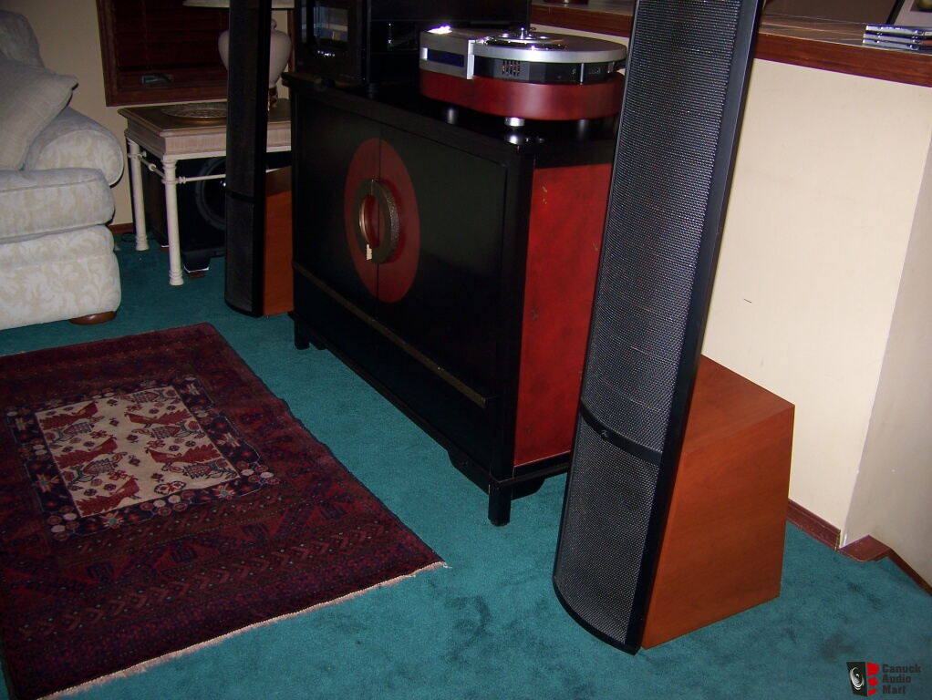 Martin Logan Vantage Electrostatic Hybrid Speakers Powered LFD Photo ...