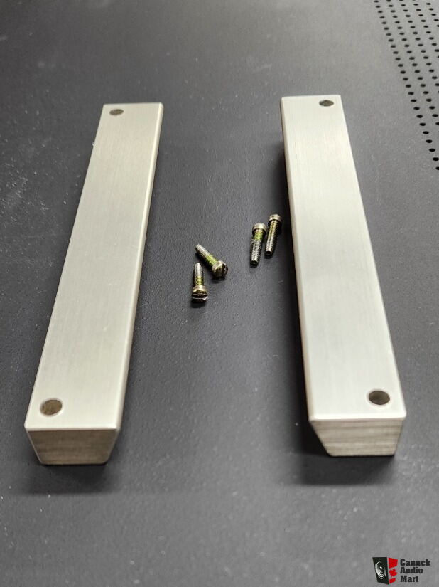 McIntosh 5-3/8" End Caps and Screws Photo #5379985 - UK Audio Mart