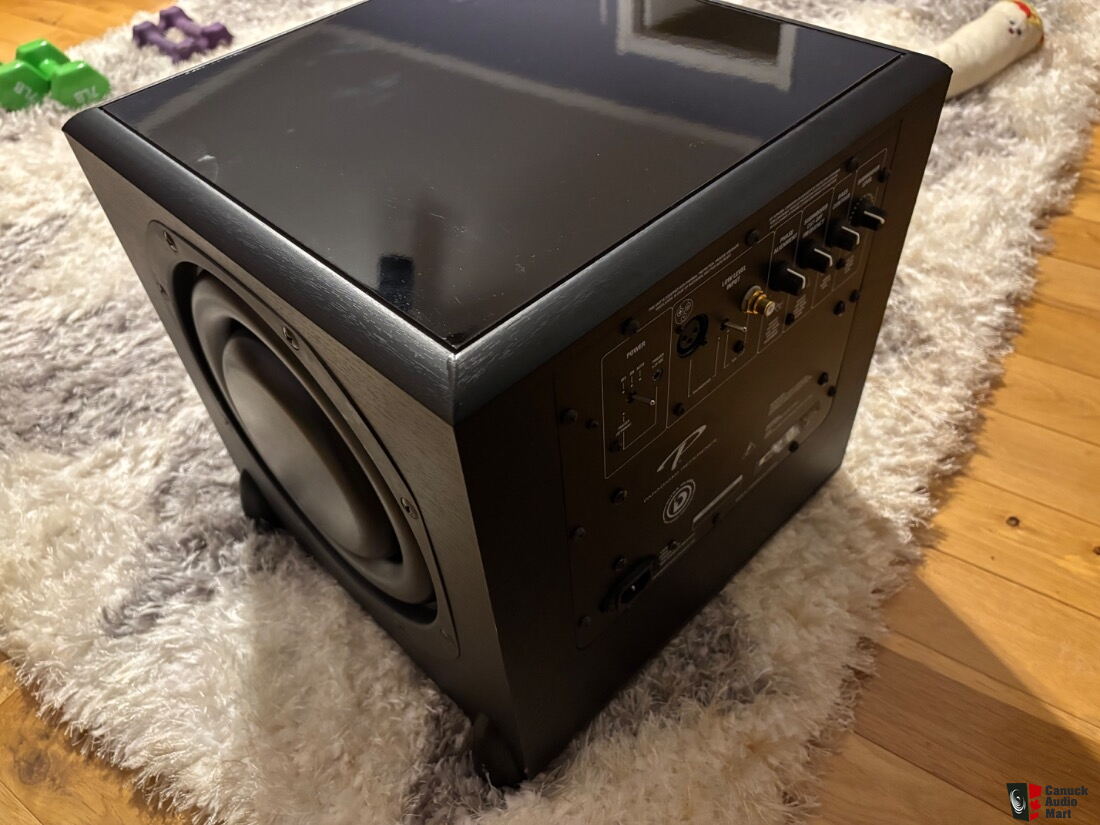 Paradigm Seismic 12 subwoofer - 1200W RMS Photo #5383595 - Canuck Audio ...
