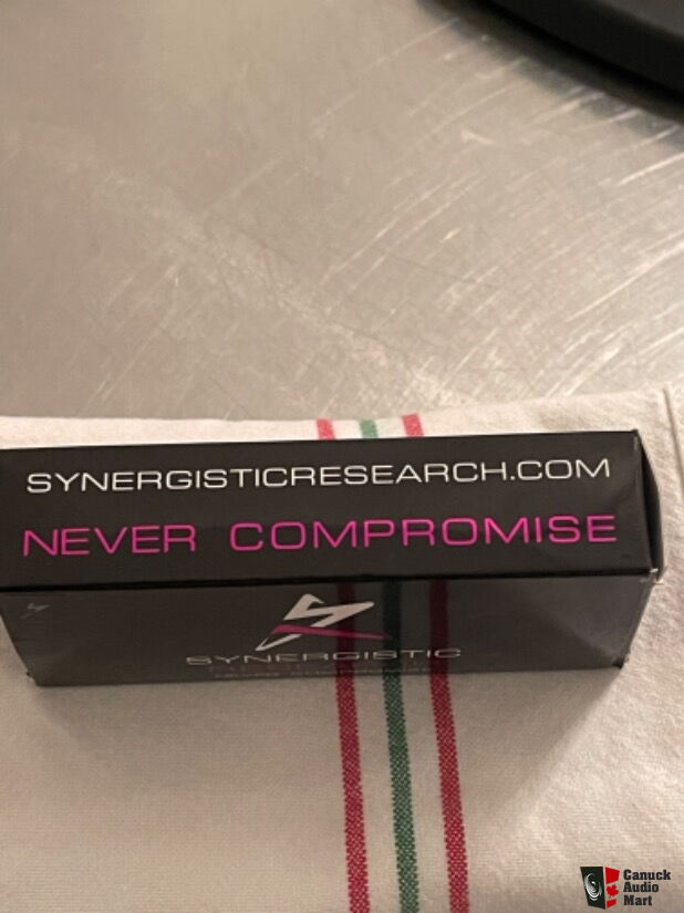 Synergistic Research Purple Fuse 5 X 20mm - 630ma and 6.3A Photo ...