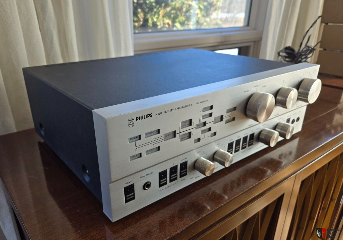 Philips AH 572 Preamp Photo #5393578 - Canuck Audio Mart