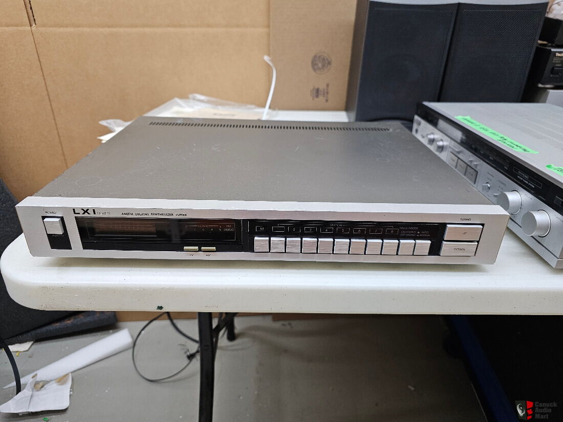 LXI TR6022 Digital Synthesizer Tuner: Fair Condition Trade-In; 30 Day ...