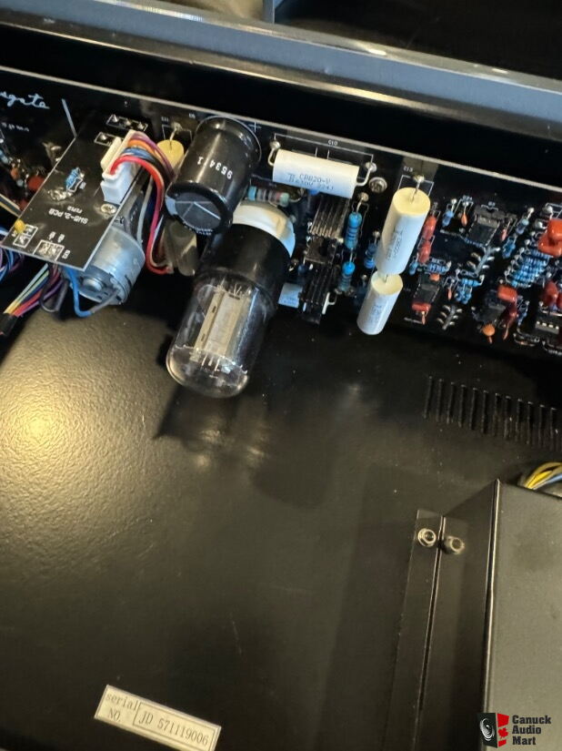 Black Ice Audio F360 preamp! Photo #5395502 - Canuck Audio Mart