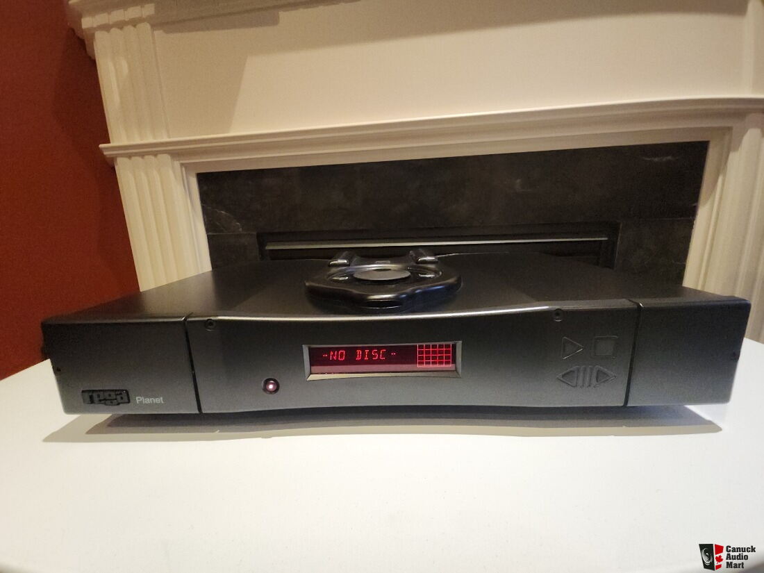 Planet 2000 CD Player - No Remote Photo #5396330 - Canuck Audio Mart