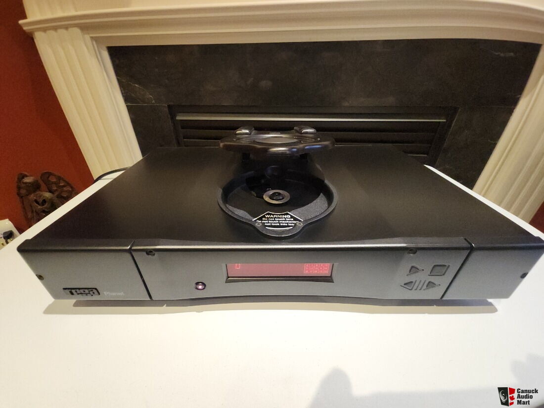 Planet 2000 CD Player - No Remote Photo #5396331 - Canuck Audio Mart