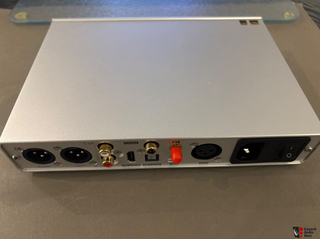 Topping D90 LE Dac (Silver/Mint) Photo #5402060 - Canuck Audio Mart