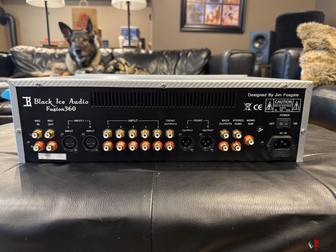 Black Ice Audio F360 preamp! Photo #5403108 - Canuck Audio Mart