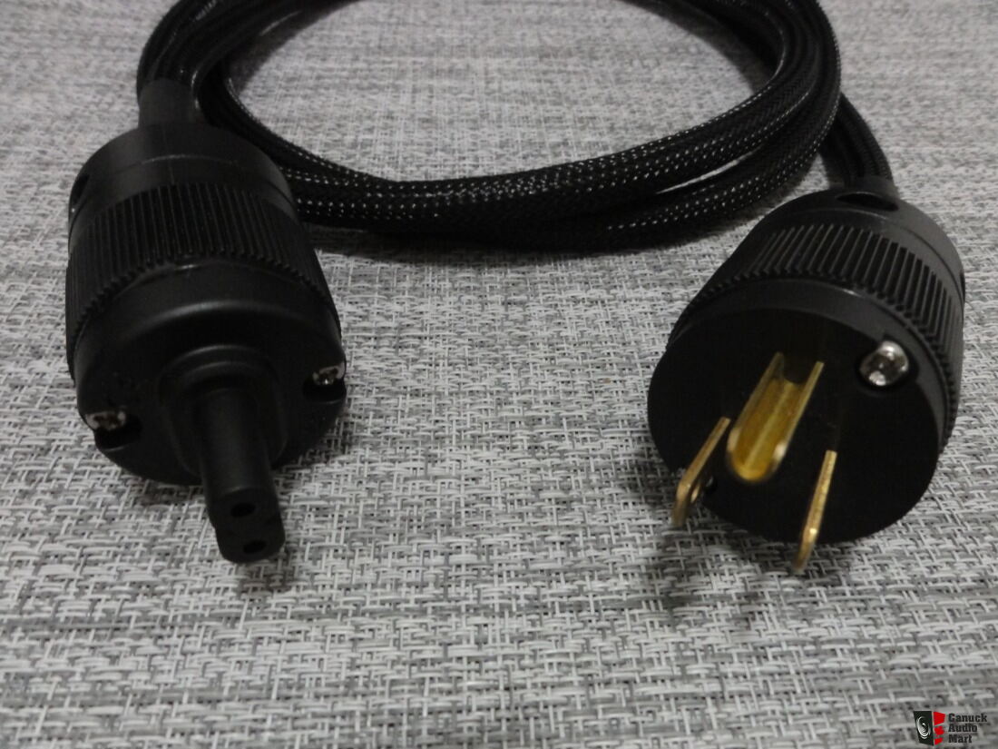 Lot of NEW High End Power Cables and Speaker Cables Awesome Deal ...