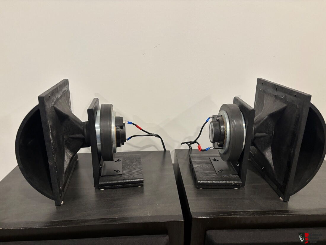 Pair of JBL horn speaker with 12 inch woofer PRICED Reduced Photo ...