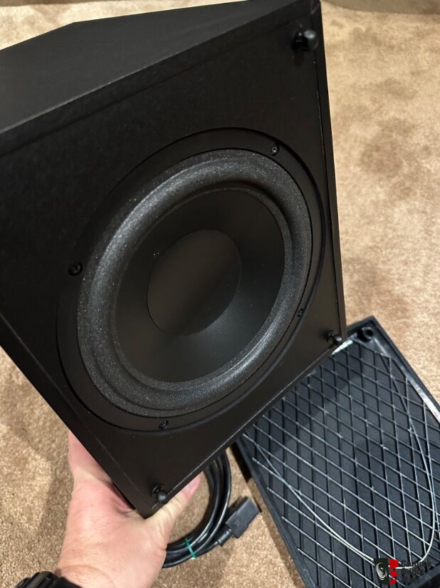 Definitive Technology ProSub 800 Photo #5407723 - Canuck Audio Mart