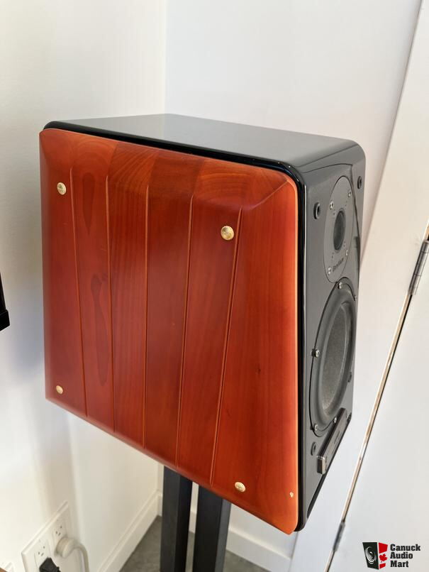 Usher BE- 718 StandMount speakers Photo #5411183 - US Audio Mart