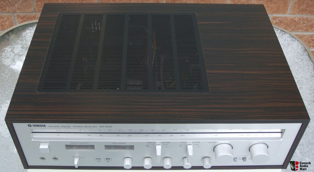Yamaha CR-840 AM/ FM Stereo Receiver + Manuals (pdf) + More Photo ...