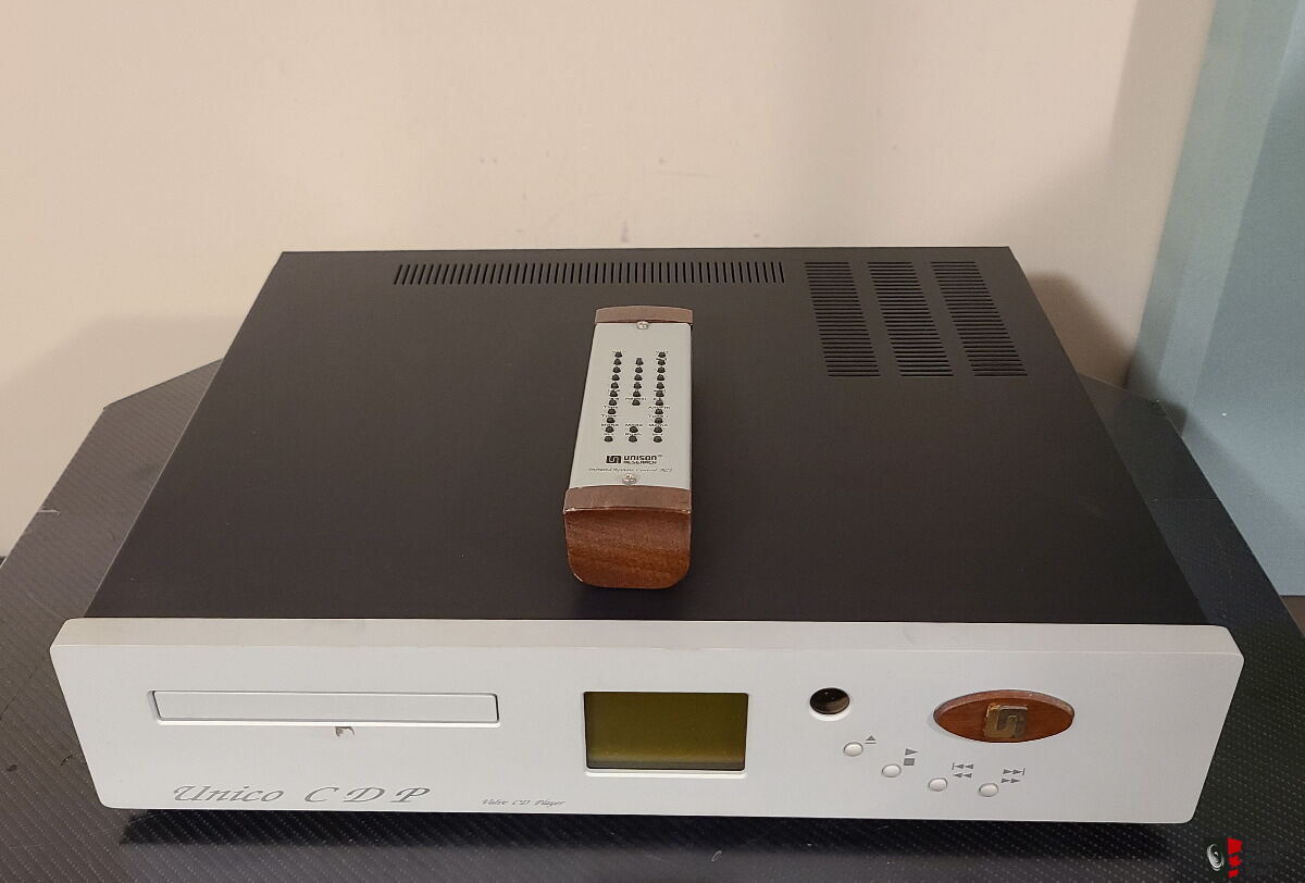 Unison Research Unico CD-P Tube CD Player Photo #5421843 - Canuck Audio ...