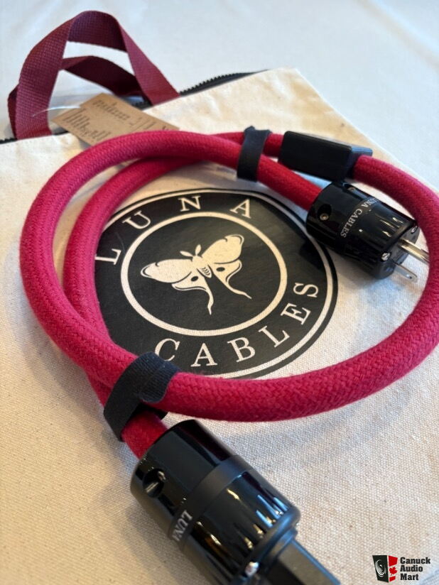 Luna Rouge (Red) AC Power Cord 1m Photo #5431004 - Canuck Audio Mart