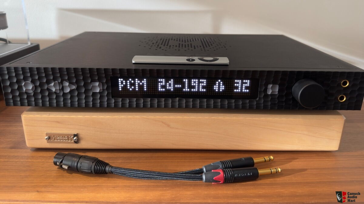 Mytek Manhattan II dac/preamp/streamer/phono preamp/headphone amp Photo ...