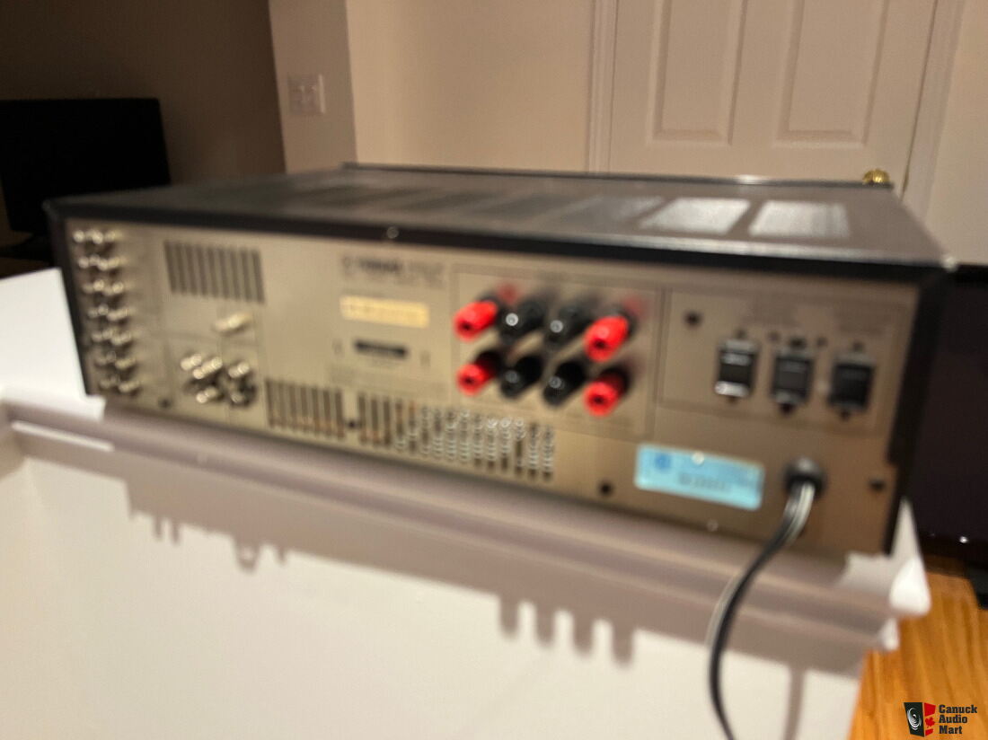 Yamaha AX-500U Stereo Amp Photo #5436095 - Canuck Audio Mart