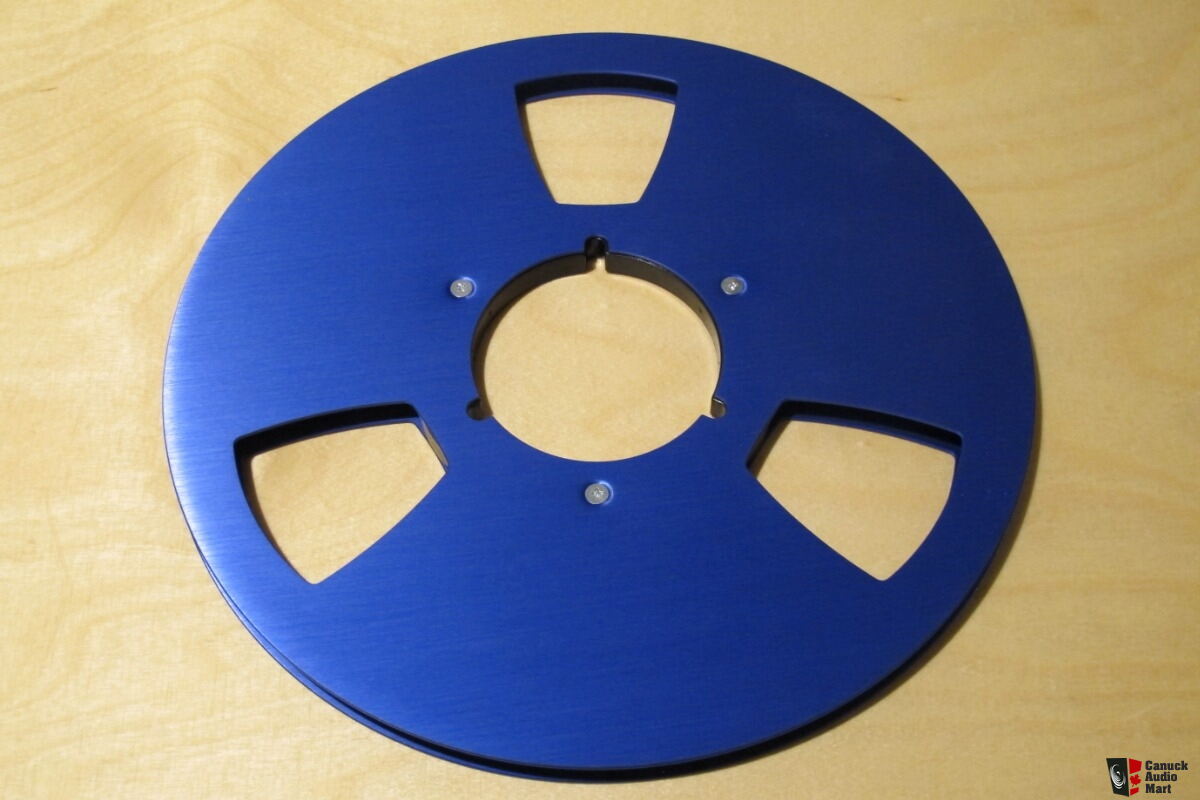 10.5" metallic blue metal reel - NEAR MINT !!! Dealer Ad - Canuck Audio ...