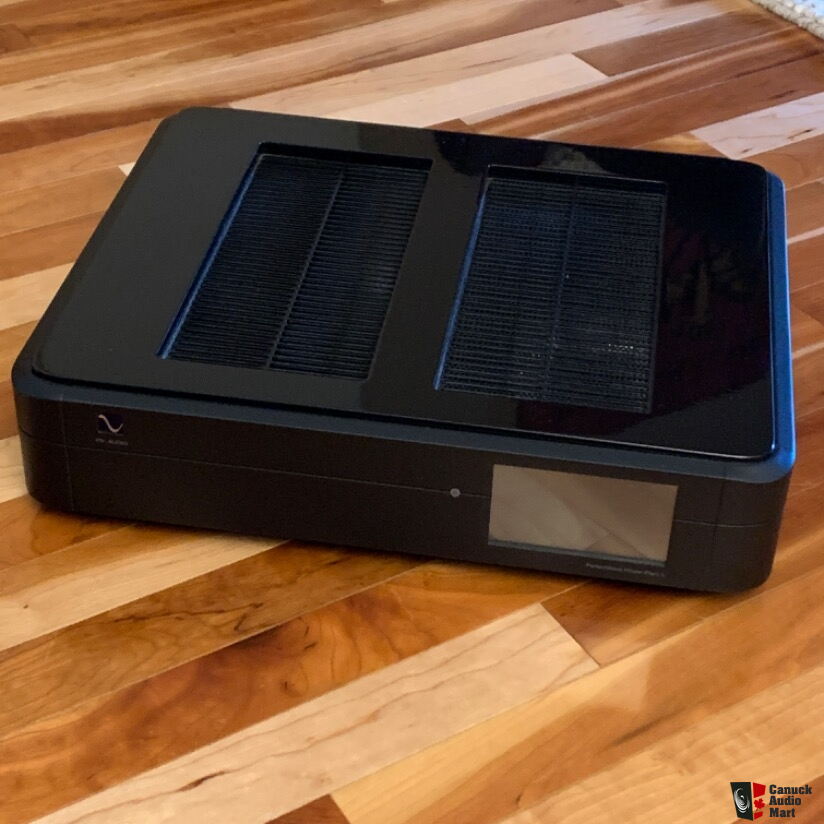 PS Audio PerfectWave Power Plant 5 Photo #5413149 - Canuck Audio Mart