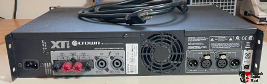 Crown XTi 1000 Amplifier Photo #5442129 - Canuck Audio Mart