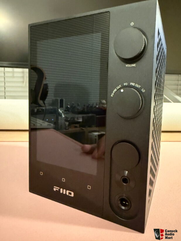 Fiio R7 streamer (6 months old, Canada wide shipping included) Photo ...
