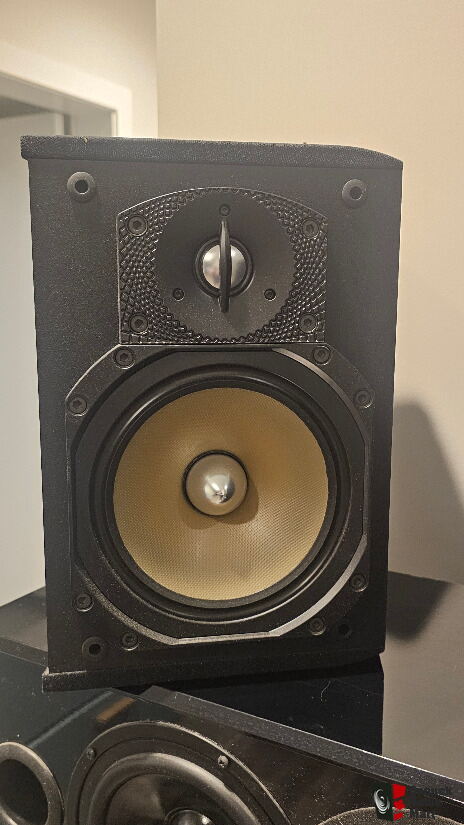 Paradigm Monitor 11 v4 Full System Photo #5452097 - Canuck Audio Mart