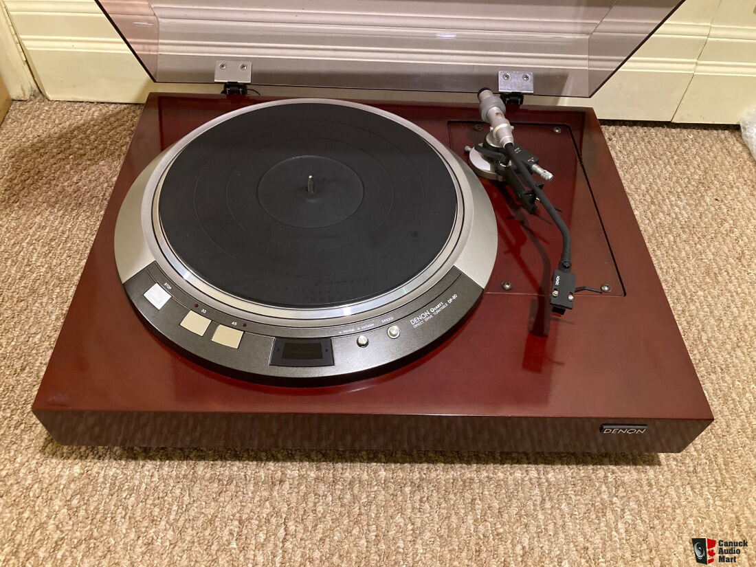 Denon DP-80 top model turntable with Denon DA-401 carbon fibre tonearm ...