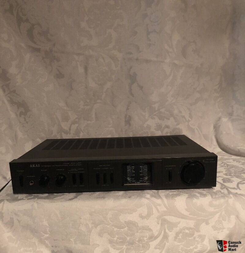 AKAI AM-U01 Integrated Amp & AKAI AT-K02 Tuner For Sale - US Audio Mart