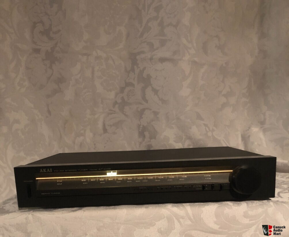 AKAI AM-U01 Integrated Amp & AKAI AT-K02 Tuner Photo #5459094 - Canuck ...