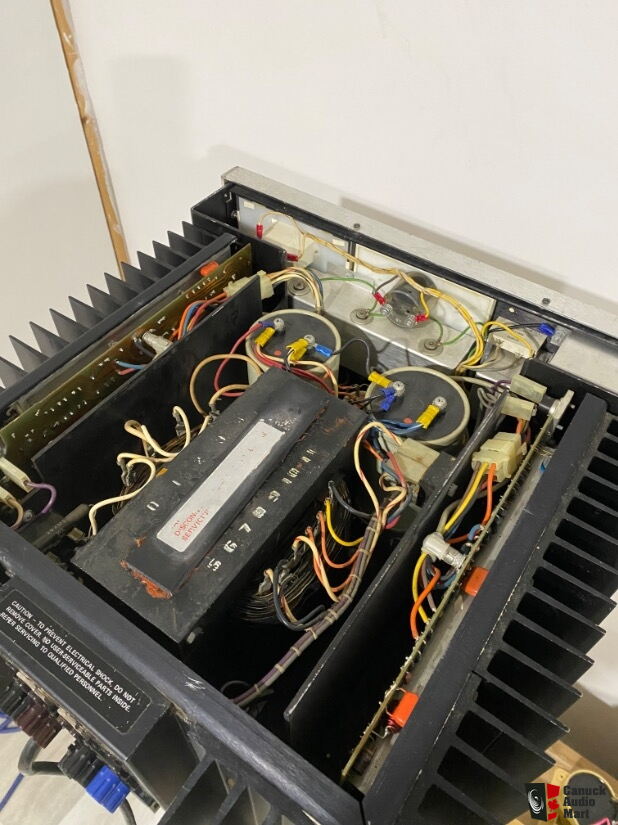 bose 1801 power amplifier Photo #5460913 - Canuck Audio Mart