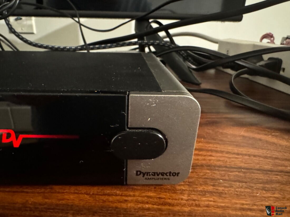 Dynavector P-75 MK4 PHONO Preamplifier Photo #5462009 - Canuck Audio Mart