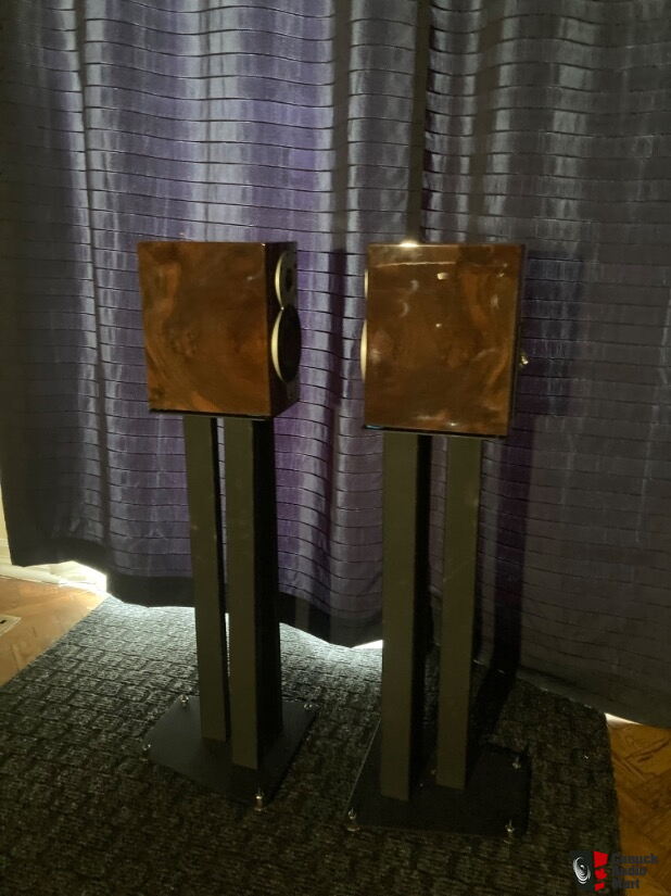Dali Menuet SE ,With Stands Photo #5462929 - Canuck Audio Mart
