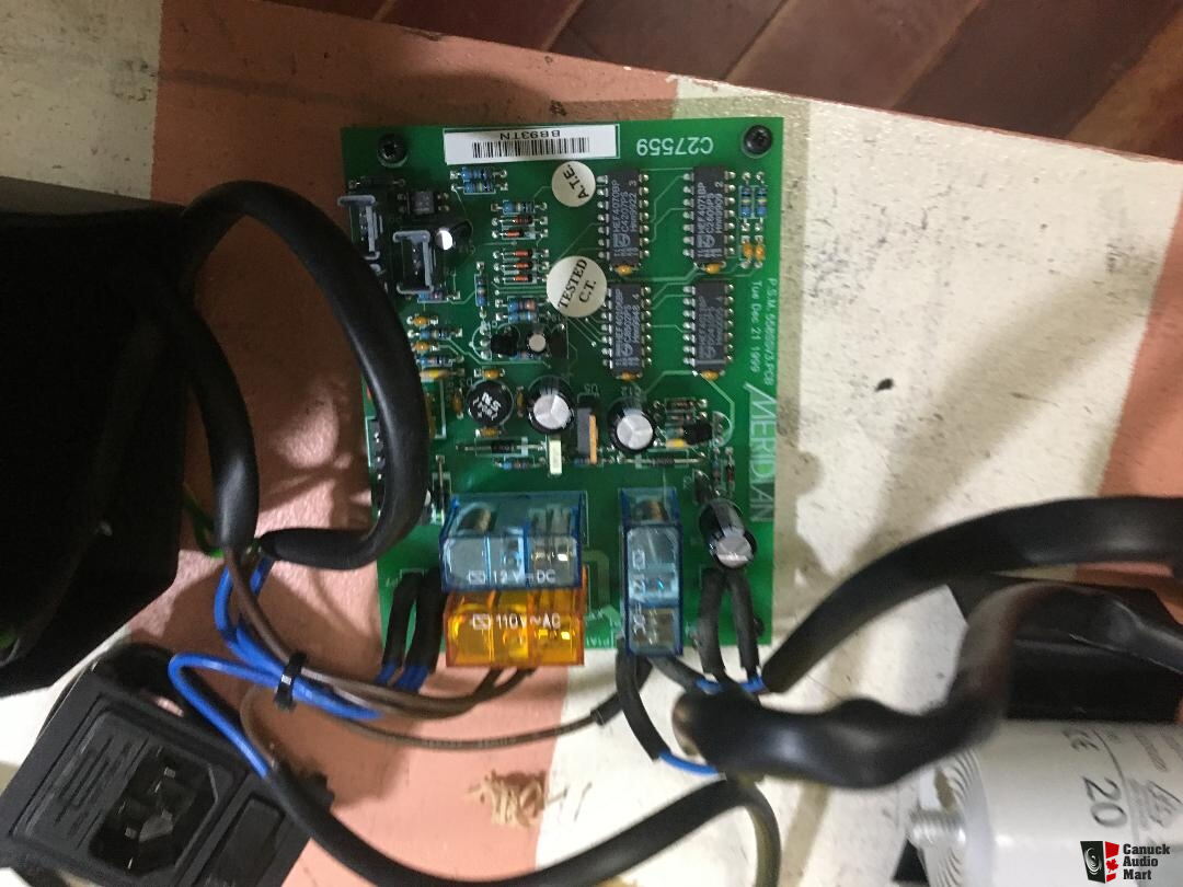Parting out Meridian 558 Photo #5462991 - US Audio Mart