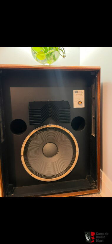 Model L200 Studio Master Photo #5463224 - Canuck Audio Mart