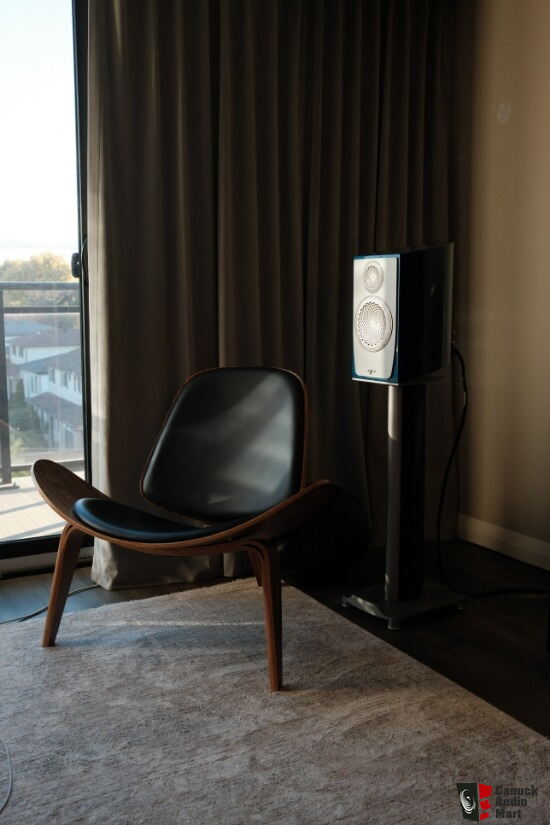 Paradigm Persona B - Aria Blue Photo #5467832 - US Audio Mart