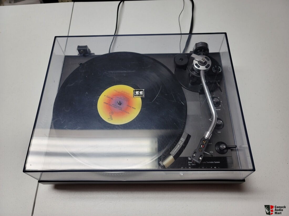 Technics SL-1900 Turntable Photo #5468006 - Canuck Audio Mart